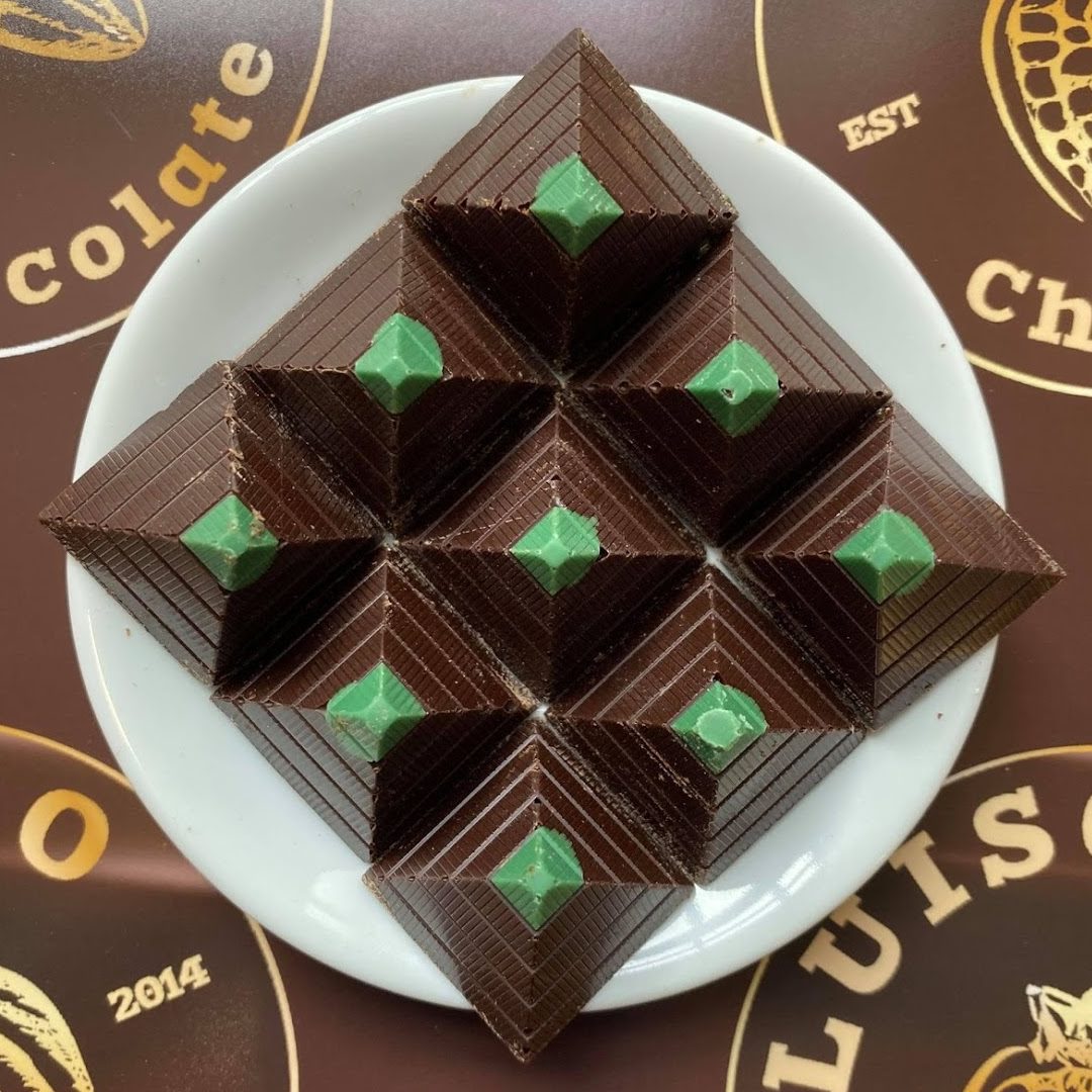 Mint Cream Pyramids | Luisco Chocolate